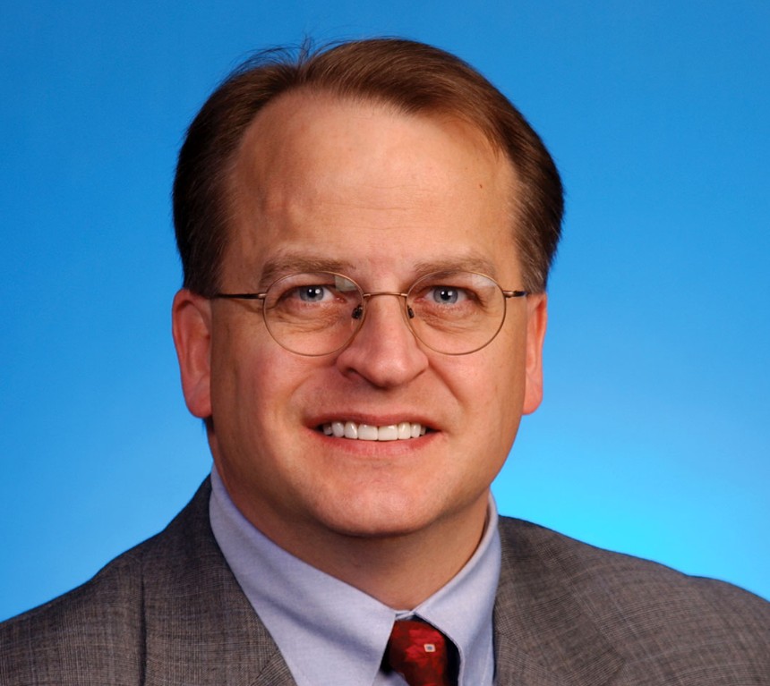 Author page for Dennis Genord | AAII